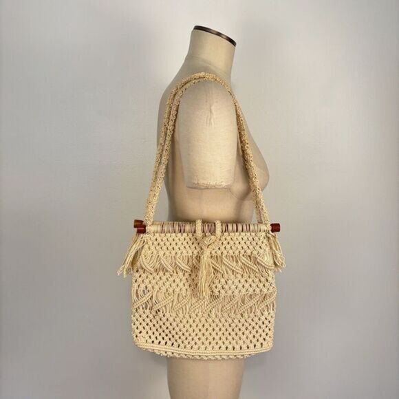 Vintage | Bags | Vintage Boho Macrame Purse With Wood Accents Shoulder ...